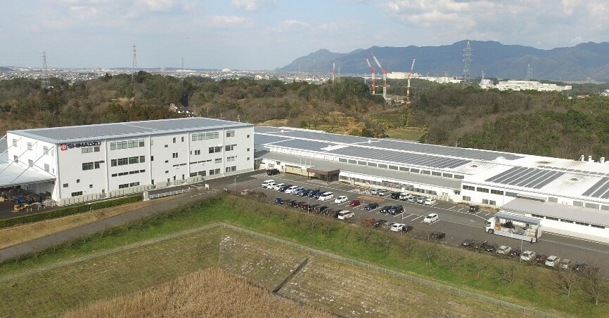 SHIMADZU CORPORATION : Improving the Working Environment and Reducing ...